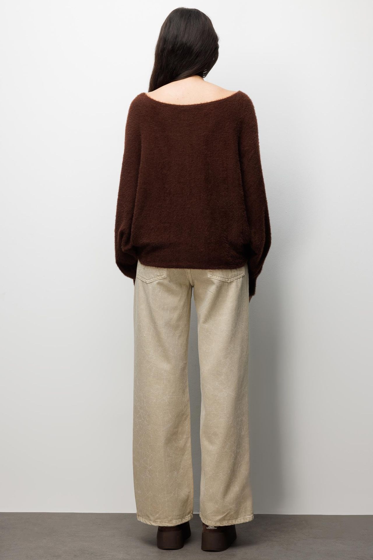 HiCCUP - Coffee Brown Mixray Relaxed Fit Knit Boat Neck Sweater Women
