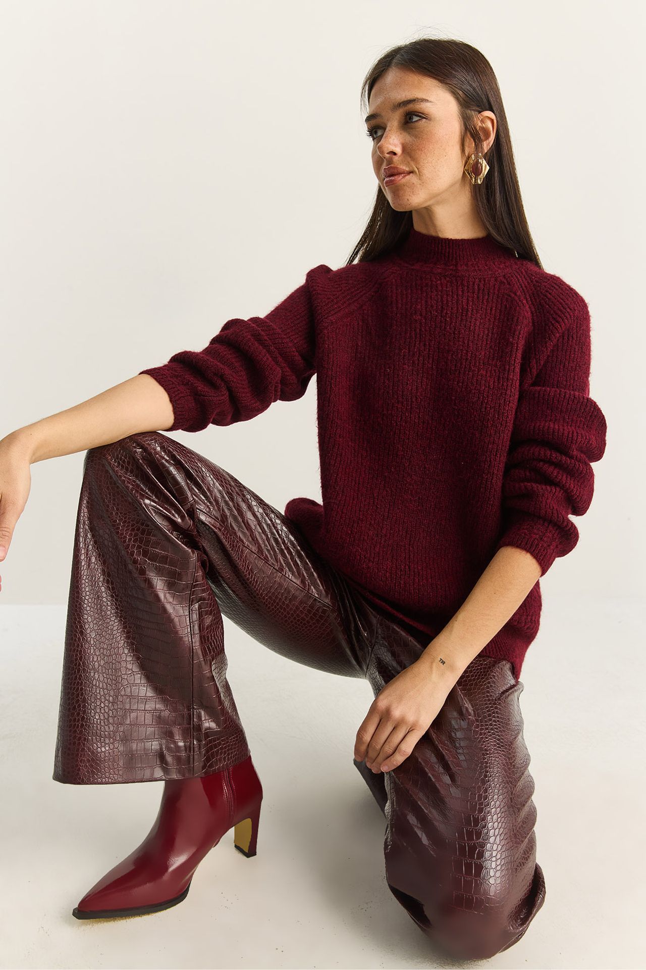 HiCCUP - Burgundy Red Lucci Oversized Crew Neck Knit Sweater Women