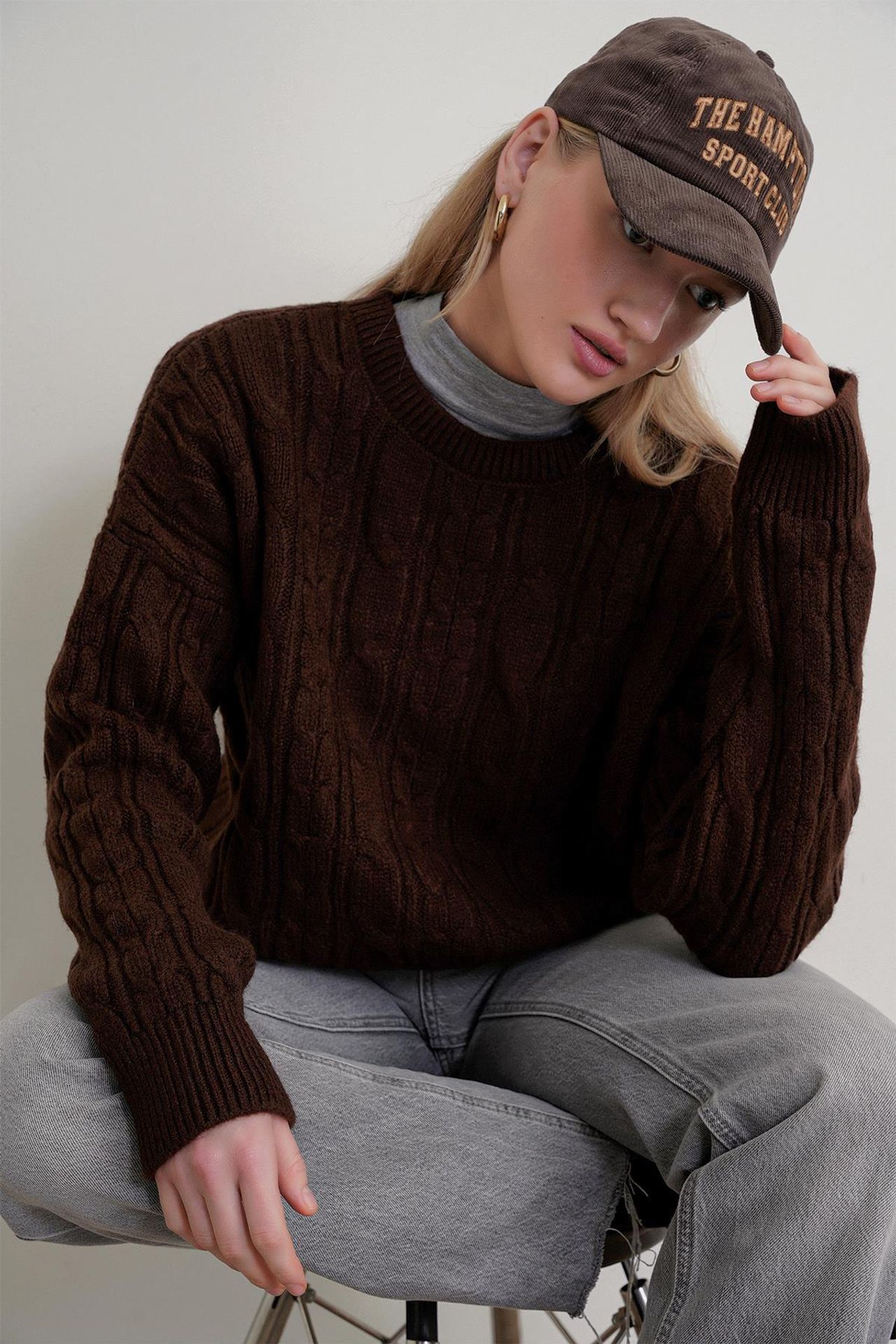 HiCCUP - Coffee Brown Mixray Oversized Knitwear Sweater With Hair Braid ...