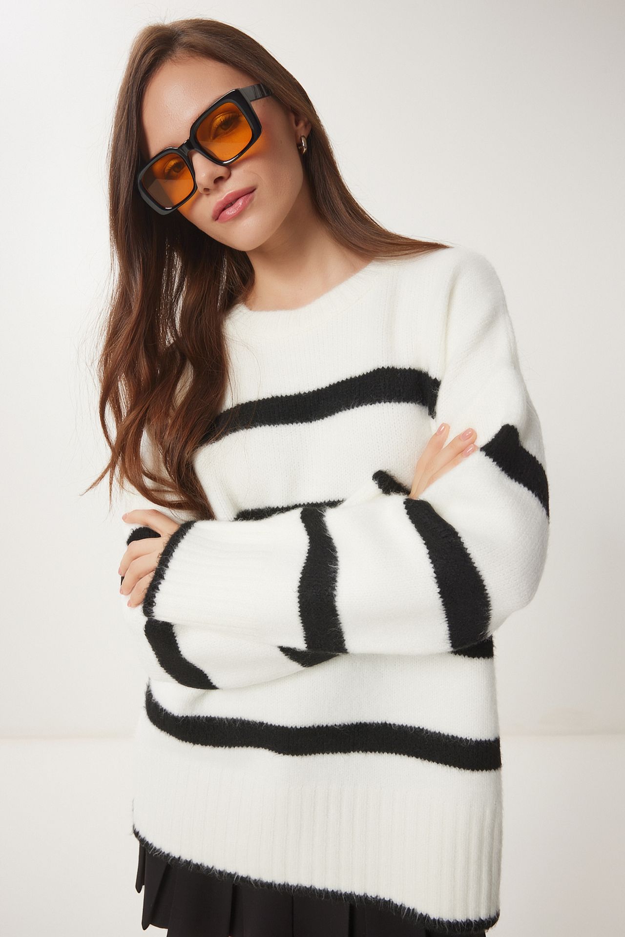 HiCCUP - Black Istanbul Striped Knit Sweater With Crew Neck Women