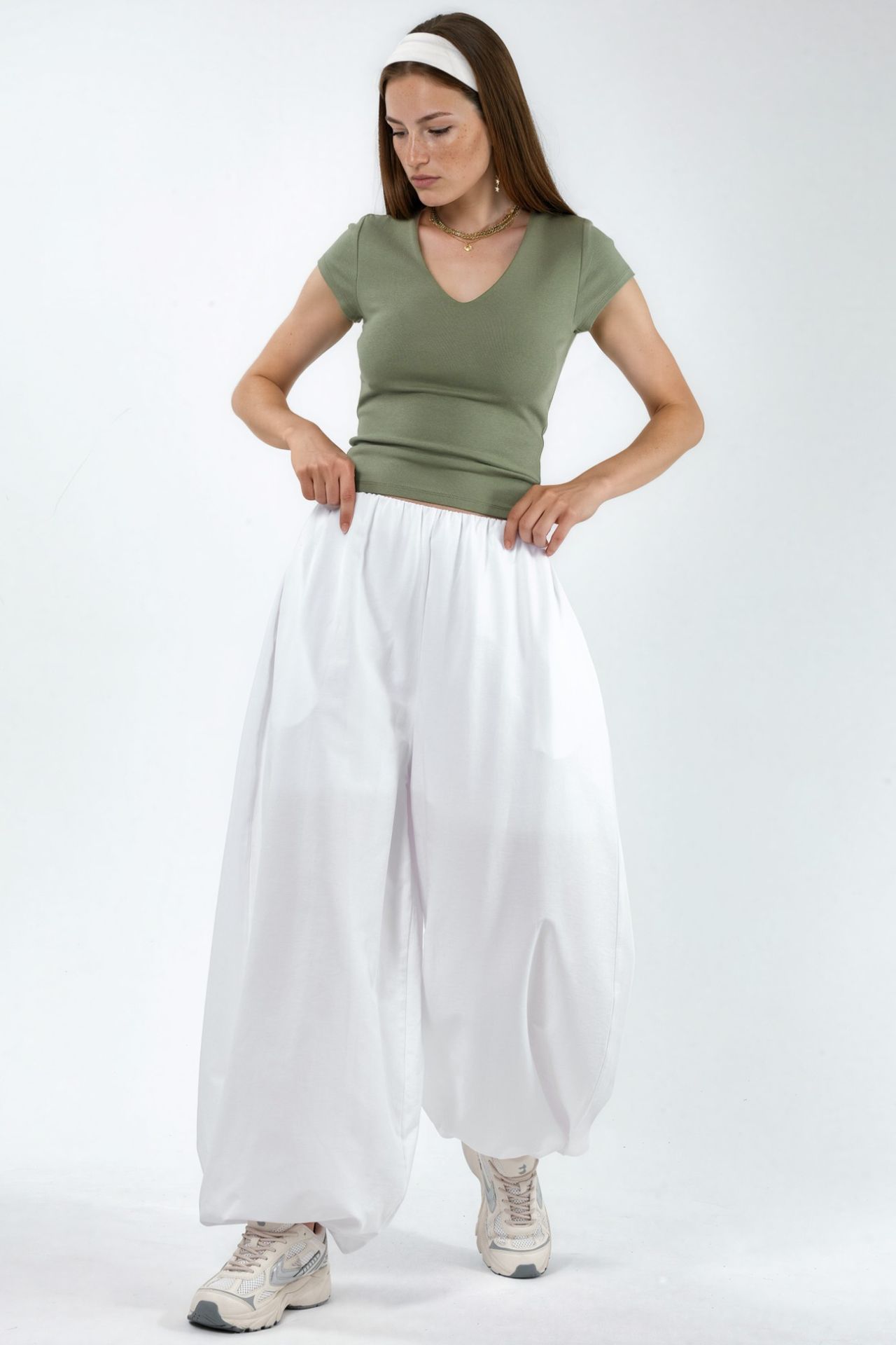 HiCCUP - White Busem Elastic Waist Balloon Pants Women
